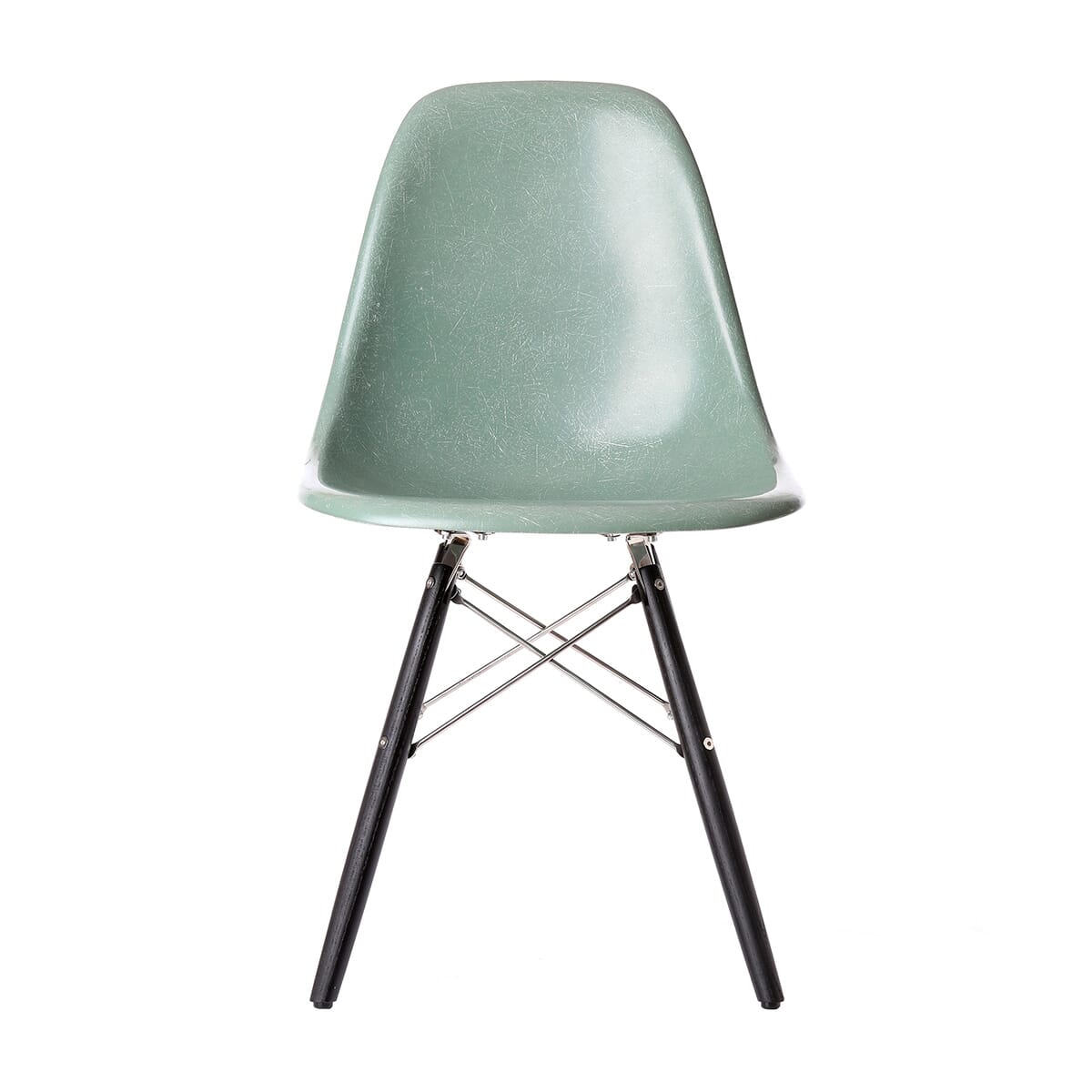 Eames Lounge Chairs and Ottoman | Swivel UK